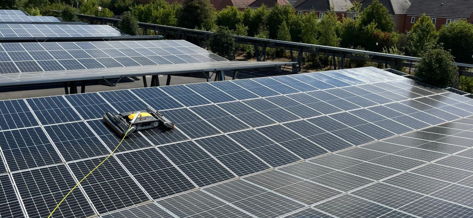 Large Scale Solar Panel Cleaning - Wagner Renewables